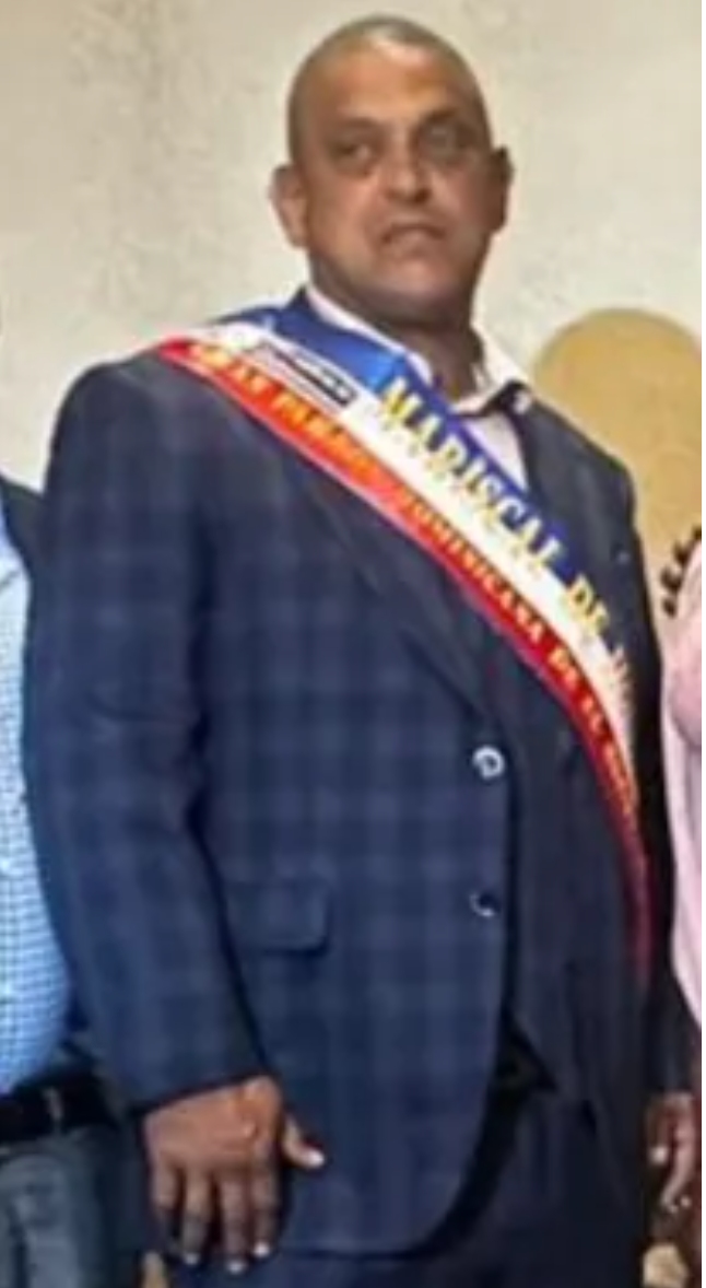 Gran Parada dominicana del Bronx escoge al empresario Roberto Rojas ...