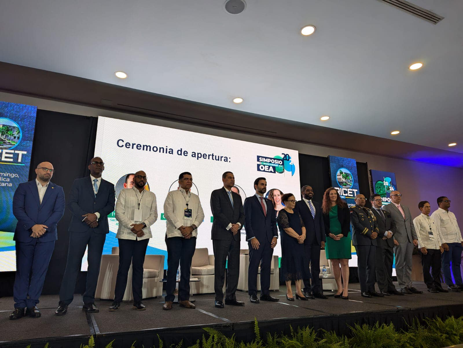 La Subsecretaria Adjunta del Departamento de Estado de EE. UU ...